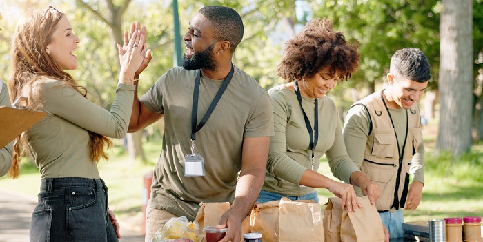 Rob Hoskins: The Gift of Community - Good News Christian NewsGood News ...